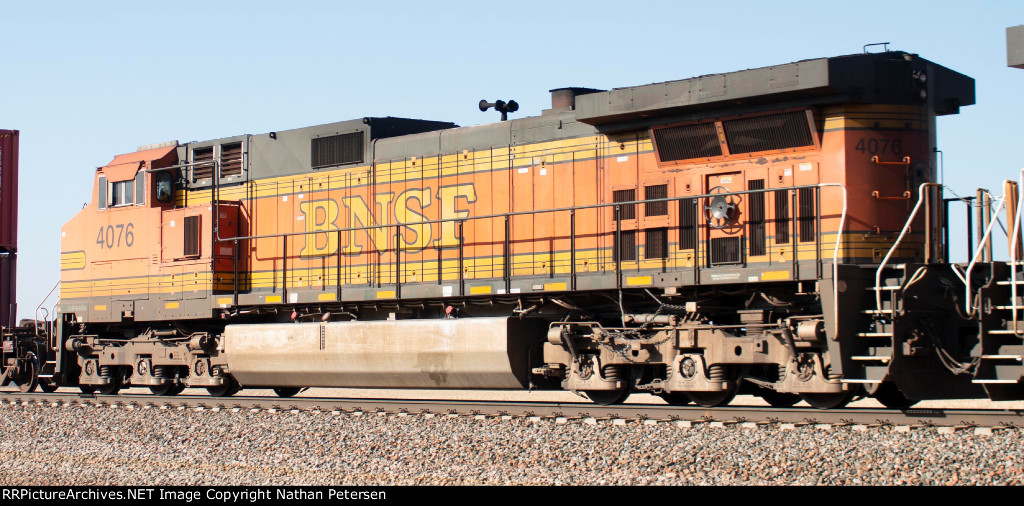 BNSF 4076